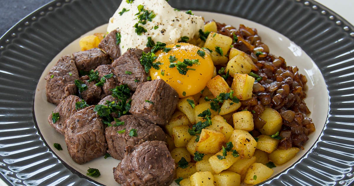 Biff Rydberg - klassiskt recept på en lyxigare pyttipanna. - Johans mat